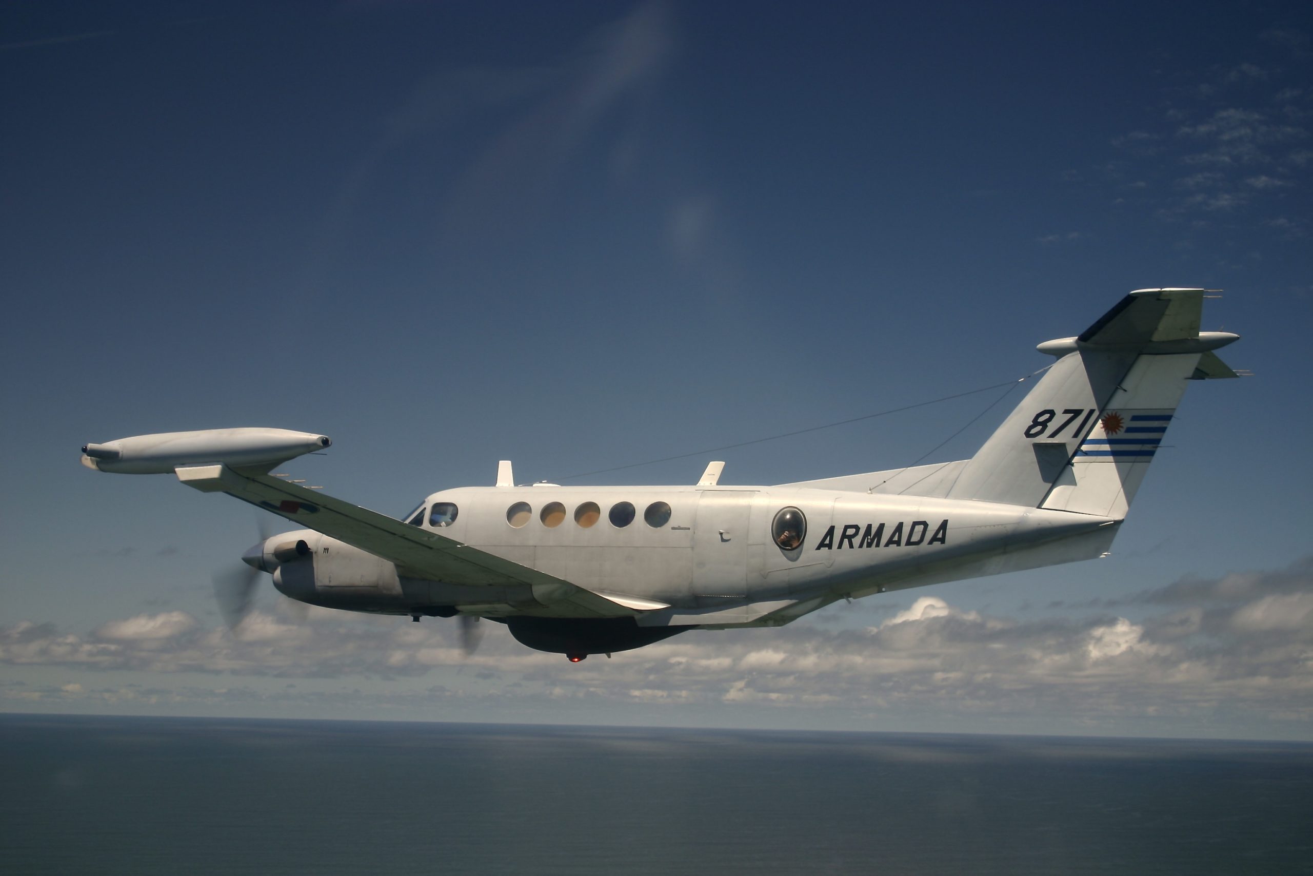 Galería de Imágenes de Beechcraft B-200T/B-200 (Armada 871 & 872) de la ...